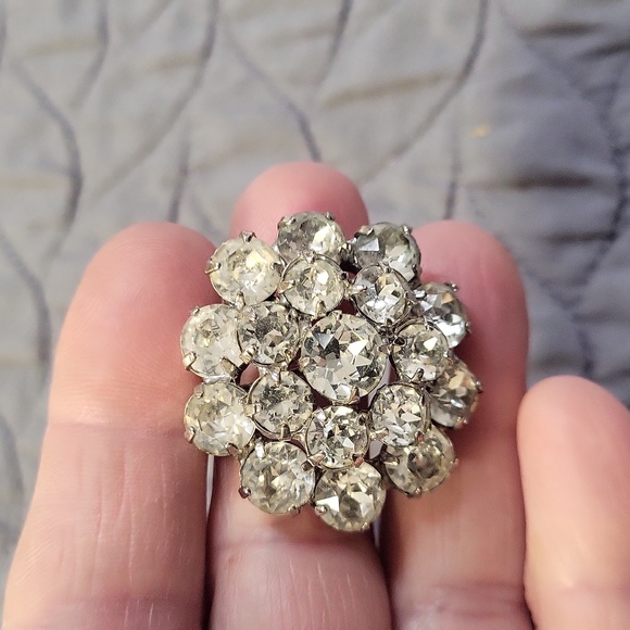 Albert Weiss | Jewelry | Vintage Weiss Rhinestone Brooch 96s | Poshmark